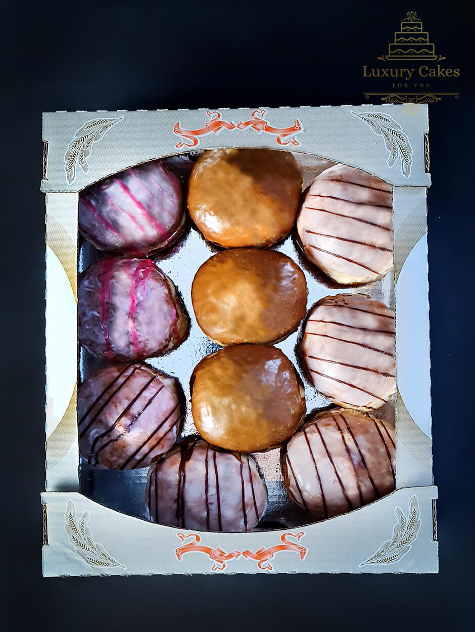 Mix donuts 1 box 10 pieces - Luxury Cakes 4U